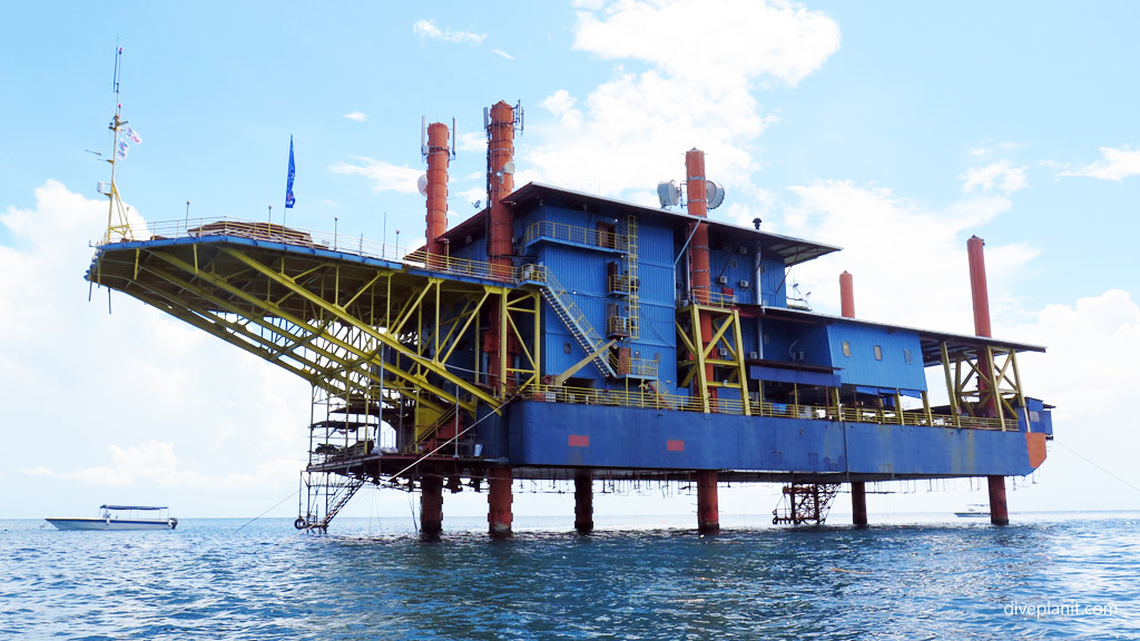 Seaventures Dive Rig | Diving Sipadan & Mabul Sabah Borneo Malaysia