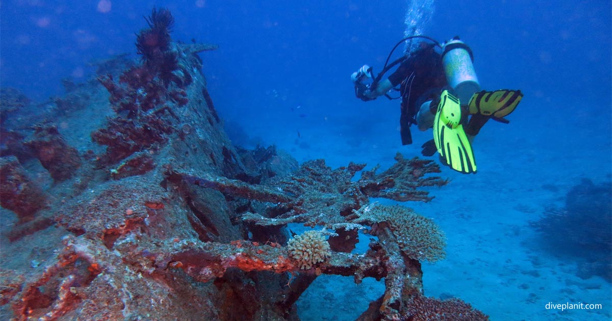 USS Tucker wreck dive site Espiritu Santo Vanuatu