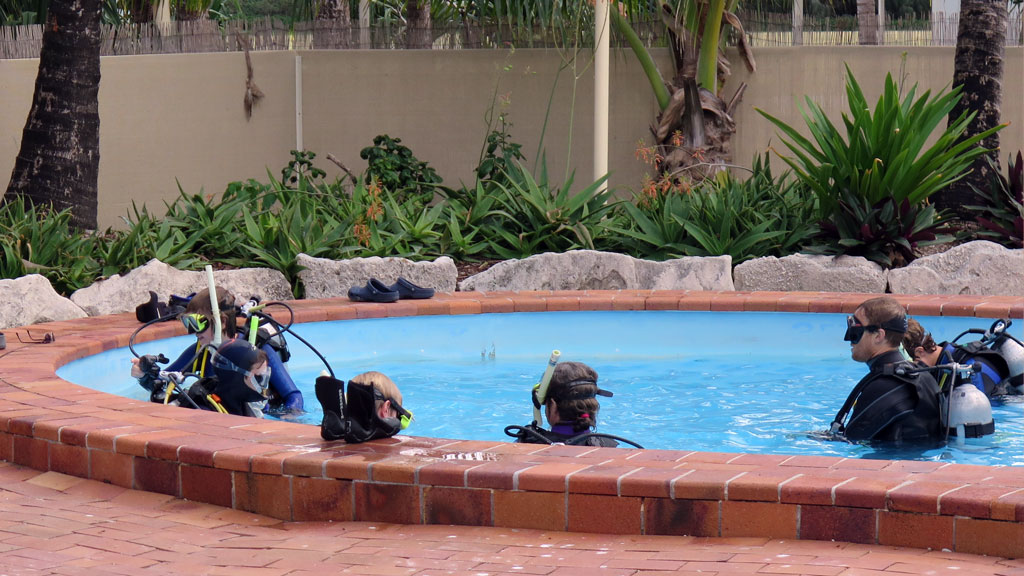 learn to scuba dive, get a scuba qualification - what, how, where and when